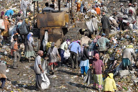 Waste collection in Delhi and its ever growing landfills